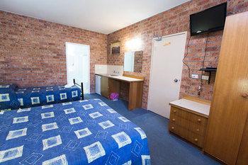 HOTEL COUNTRY COMFORT NEWCASTLE AIRPORT & CONVENTION CENTRE | ⋆⋆⋆ ...