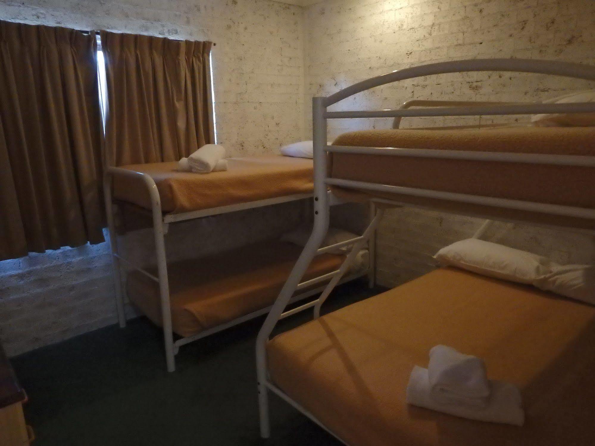 HOTEL COUNTRY COMFORT NEWCASTLE AIRPORT & CONVENTION CENTRE | ⋆⋆⋆ ...
