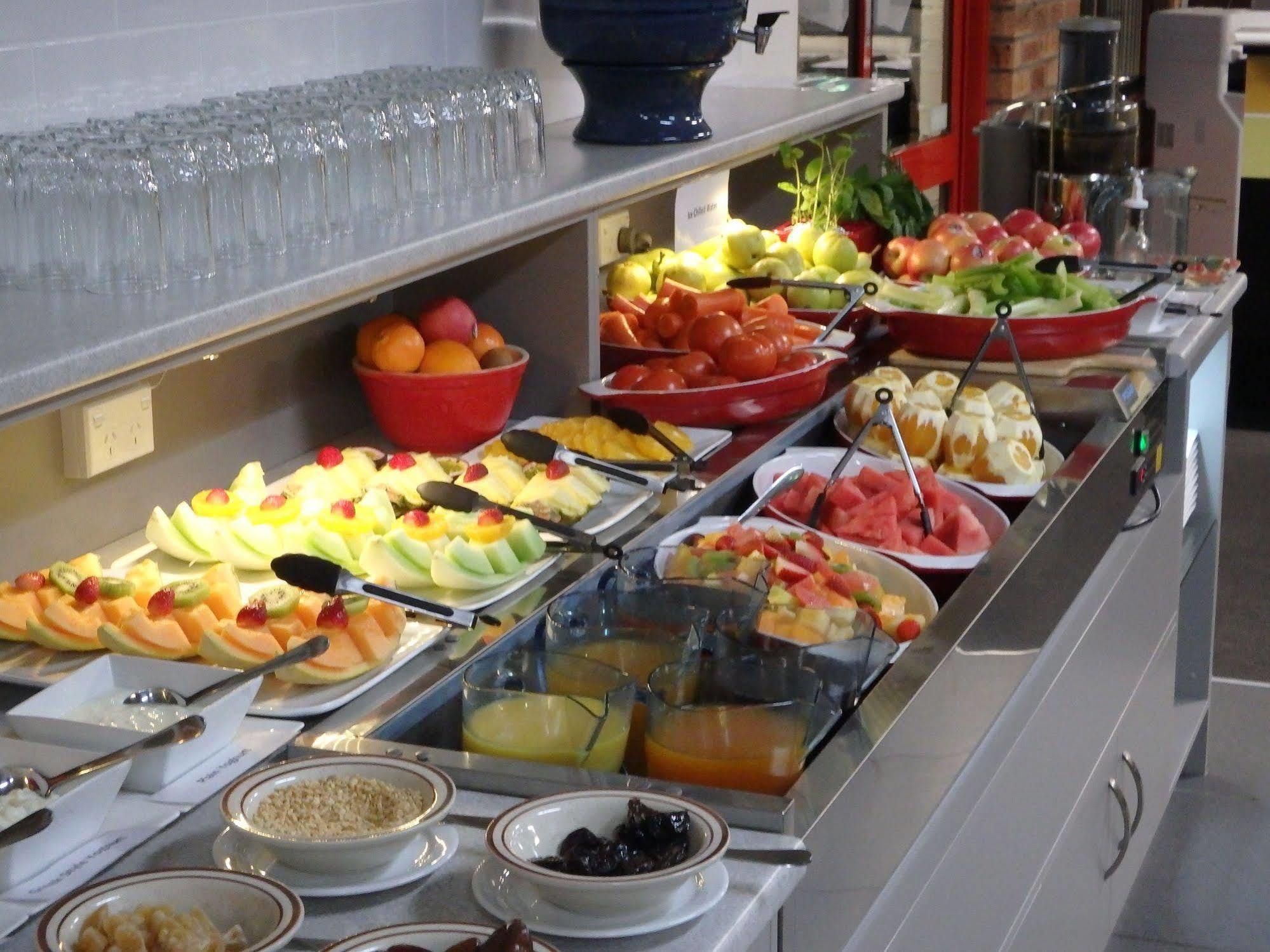HOTEL COUNTRY COMFORT NEWCASTLE AIRPORT & CONVENTION CENTRE | ⋆⋆⋆ ...